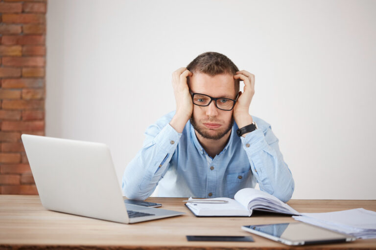 Absenteísmo nas empresas: conheça 5 dicas para reduzí-lo - Innovac